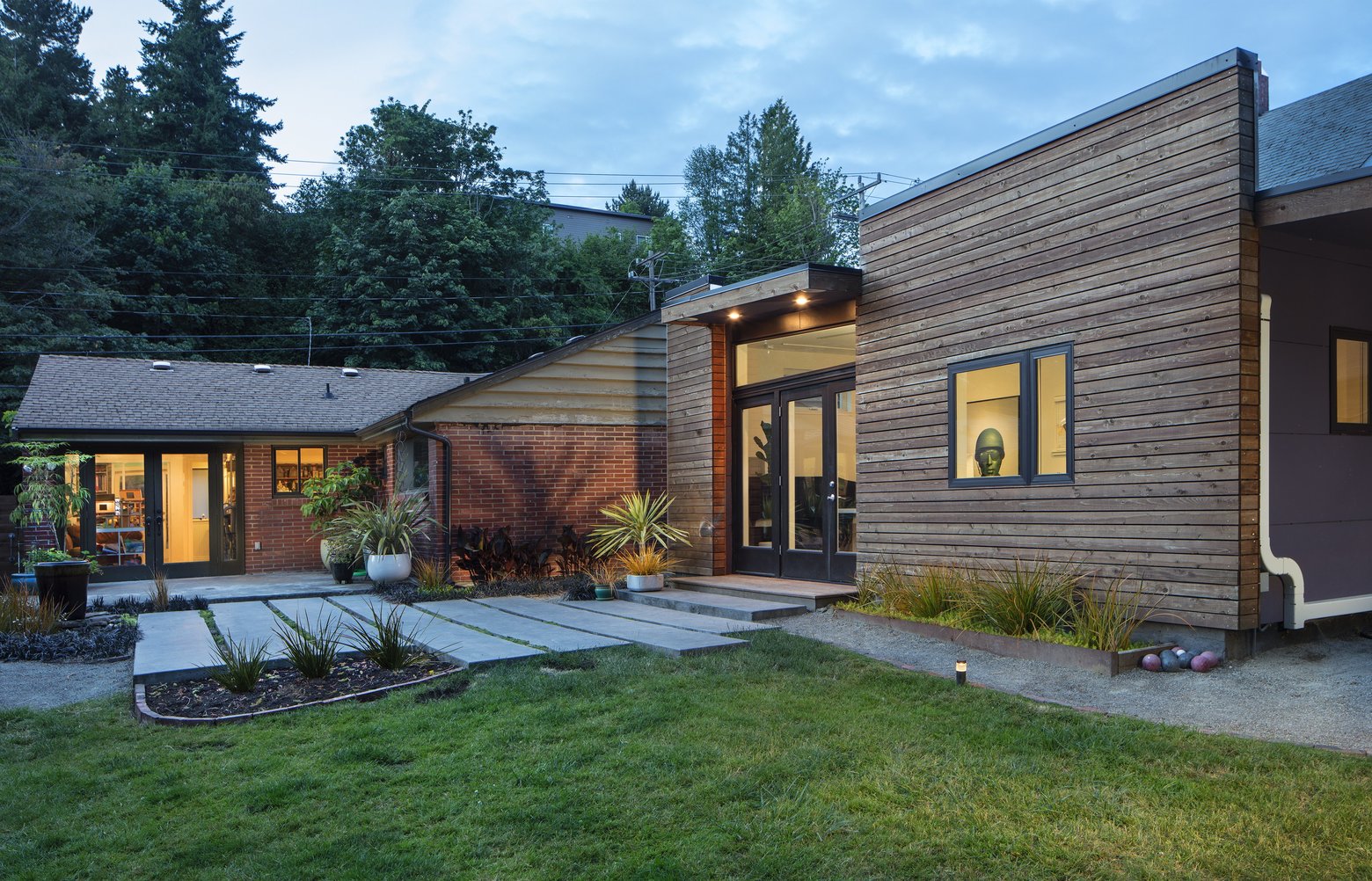 This little Backyard Box holds a lot of flexibility — and big-time ...